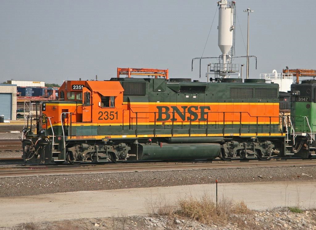 BNSF 2351